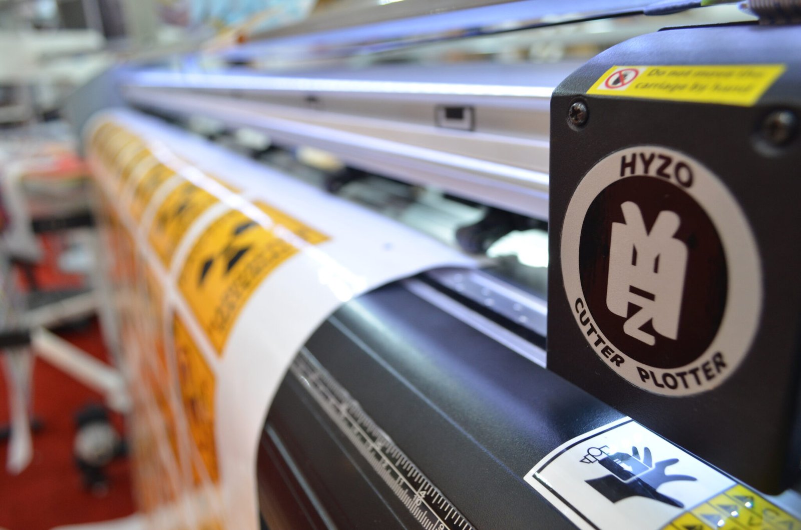 HYZO Technology Factory Achieves Remarkable Success at DigiSign ...