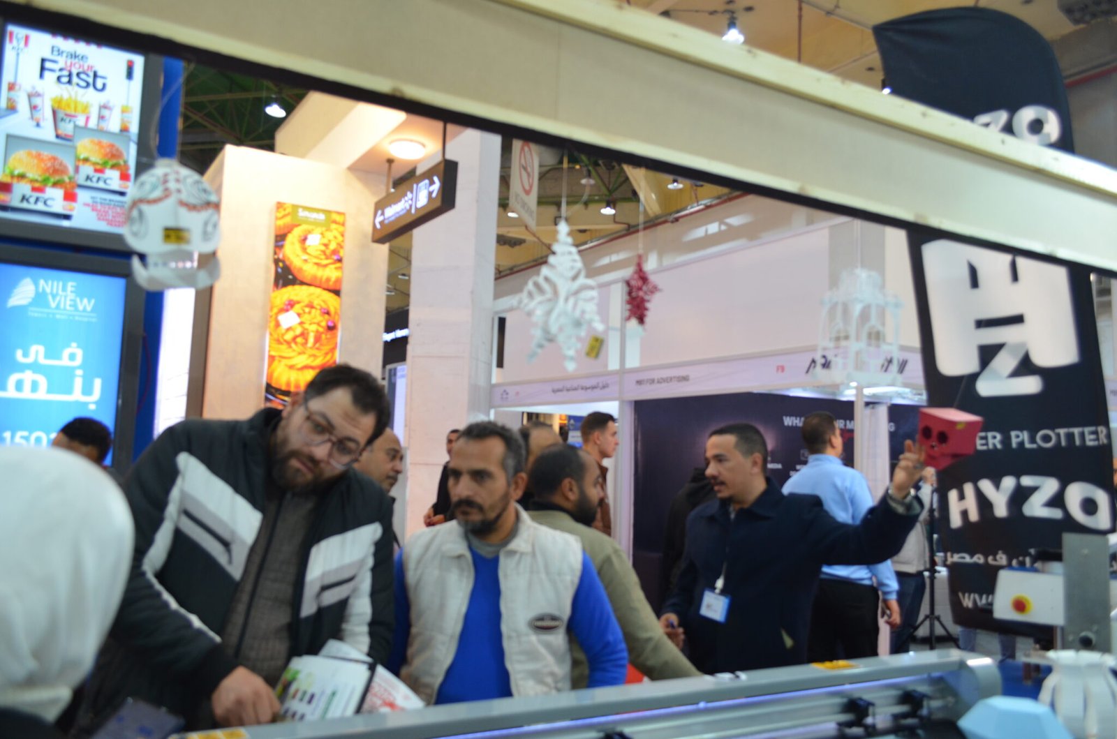 HYZO Technology Factory Achieves Remarkable Success at DigiSign ...